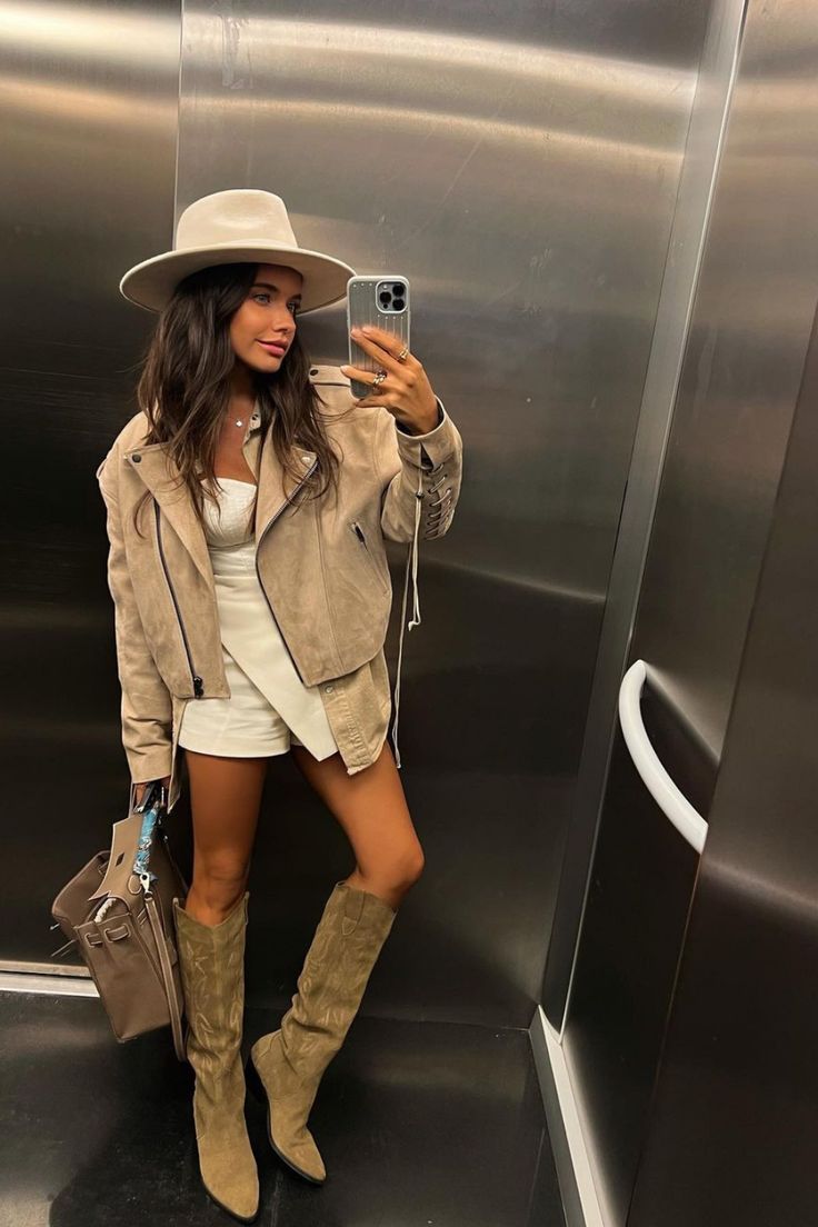 Cómo combinar botas cowboy | Lyrandra Shop 2026